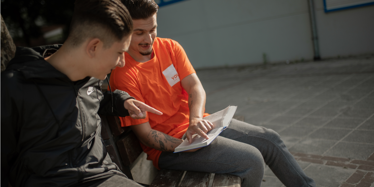 Roma-jongens in Lelystad leren Jezus kennen door Youth Alpha ...